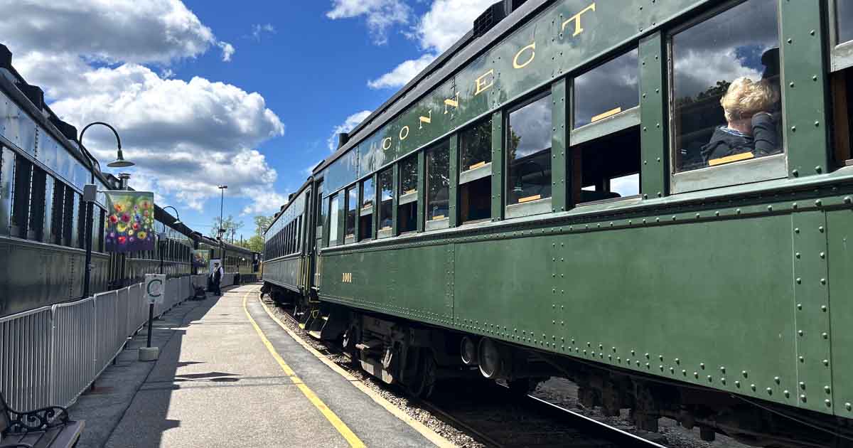Connecticut's Most Charming Train Ride Is Perfect For Families