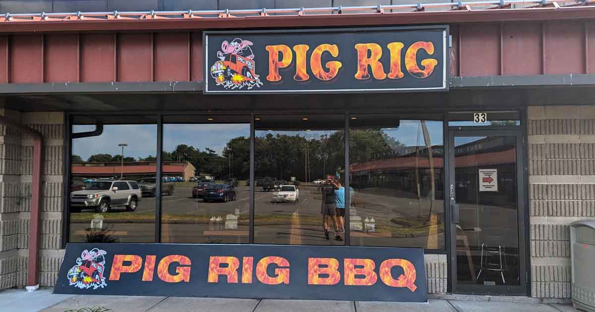 People Drive From All Over Connecticut For The Insanely Good BBQ At ...