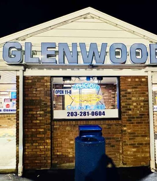 connecticut restaurant secret bar ftr