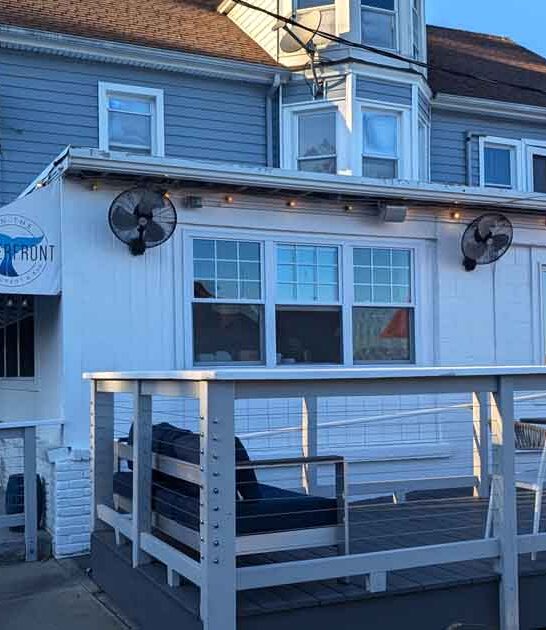 connecticut waterfront restaurant tasty ftr