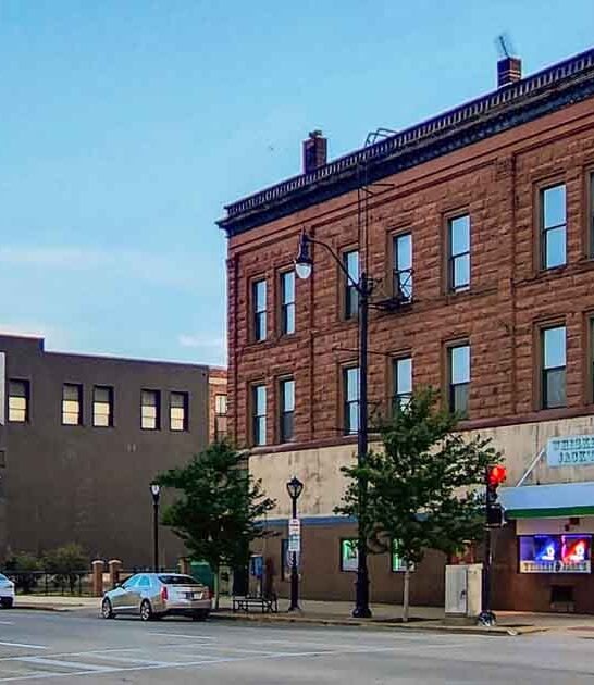 cost friendly towns illinois ftr