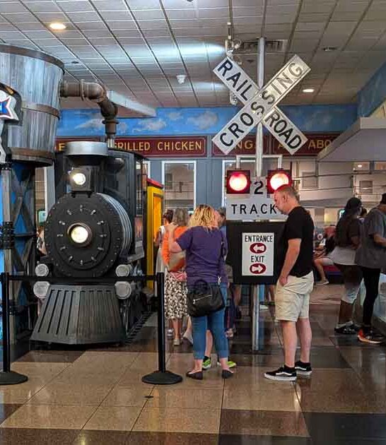 delightful train diner missouri ftr