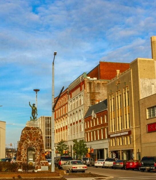 dreamlike mississippi town ftr