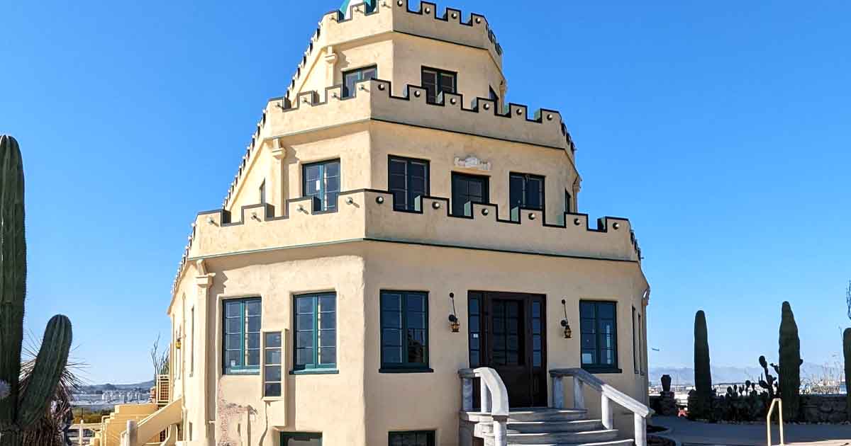 This Dreamy Arizona Castle Is The Ultimate Family Adventure You've Been ...