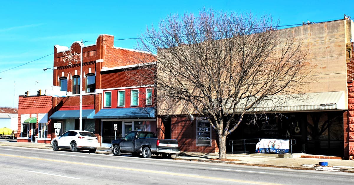 This Dreamy Town In Oklahoma Is Perfect For Retiring Without Breaking ...