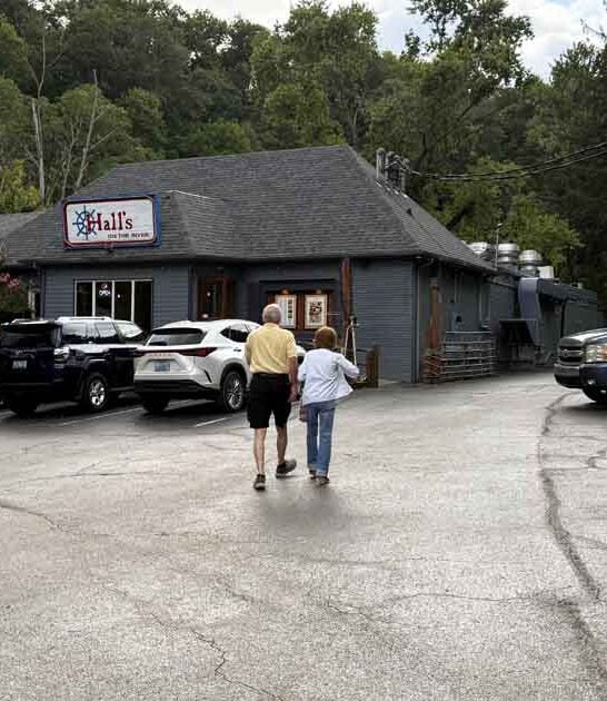 drive kentucky riverside restaurant ftr