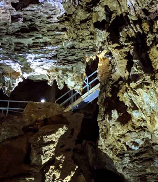 earth incredible cave oregon ftr