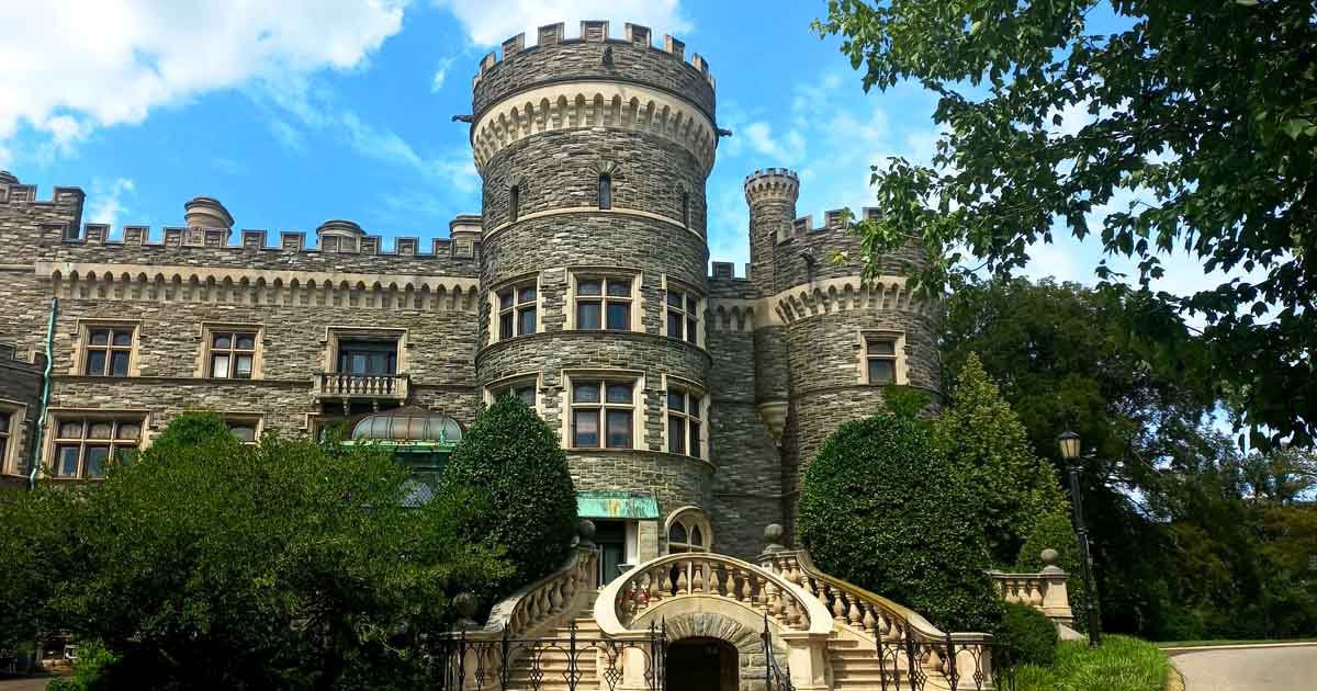This Enchanting Castle In Pennsylvania Will Make Your Family Feel Like ...