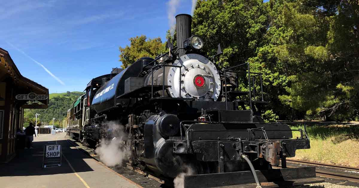 The Enchanting Train Ride In California That's Straight Out Of A Storybook