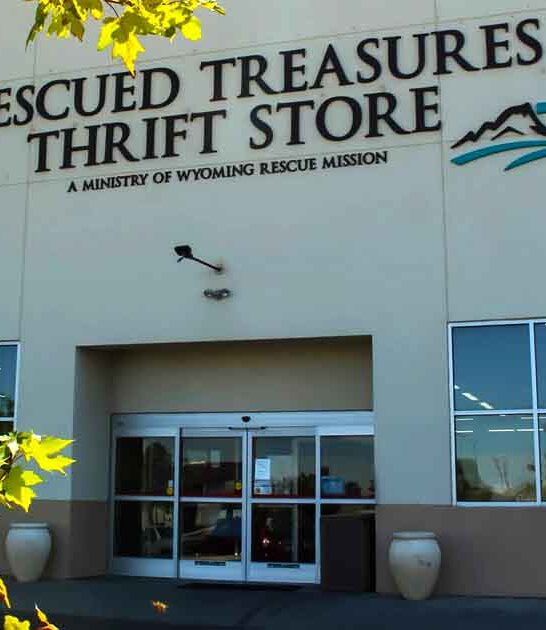 enormous secondhand wyoming stores ftr