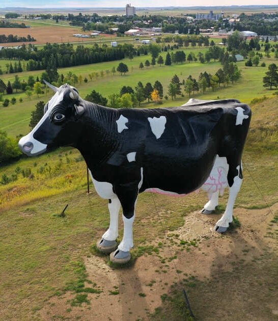 fiberglass sculpture north dakota ftr