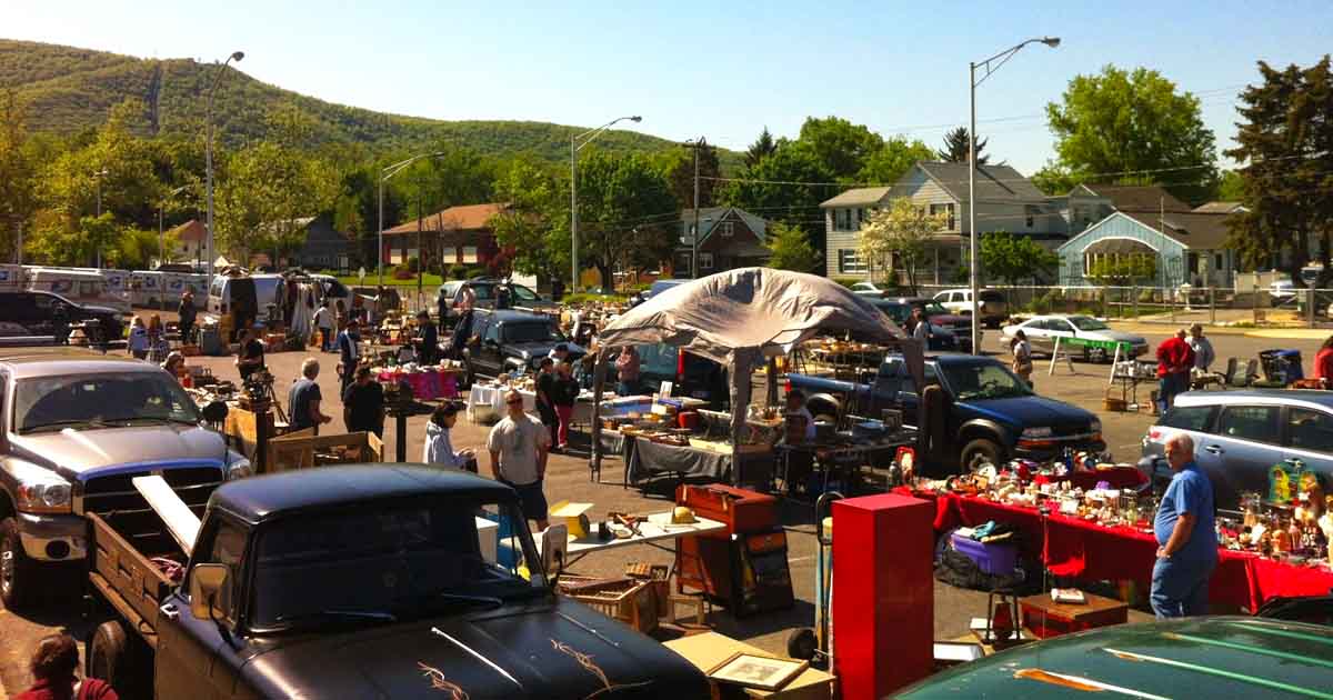 These 9 New York Flea Markets Are Absolute Treasure Troves