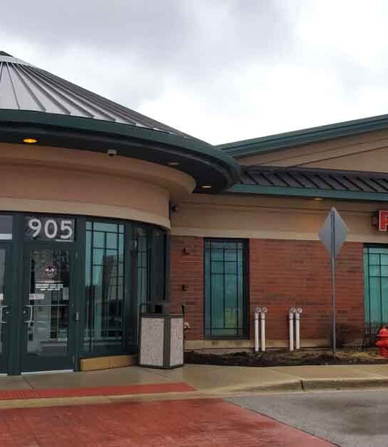 flight themed restaurant illinois ftr