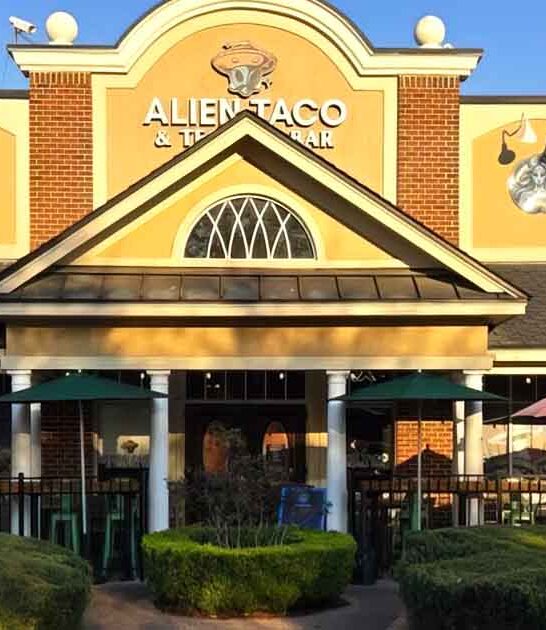 florida restaurant ufo theme ftr