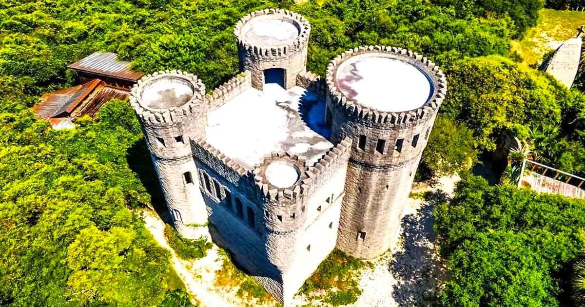 The Magical Irish Castle In Florida That Most People Don’t Know About