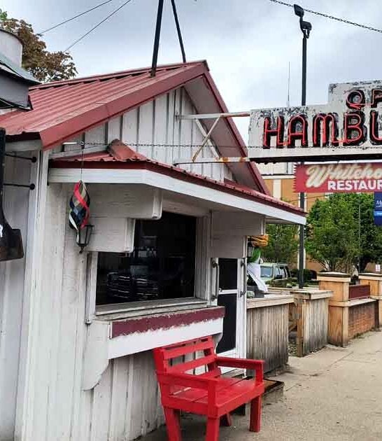 The Fried Pickles At This Humble Restaurant In Michigan Are Out-Of-This-World Delicious