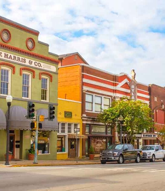 georgia dreamy perfect town ftr