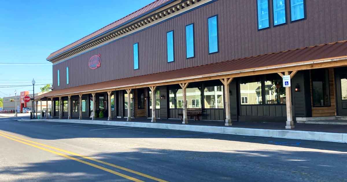 This Gorgeous Town In Indiana Might Be The State's Prettiest Secret