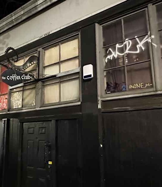 gothic bar oregon family ftr