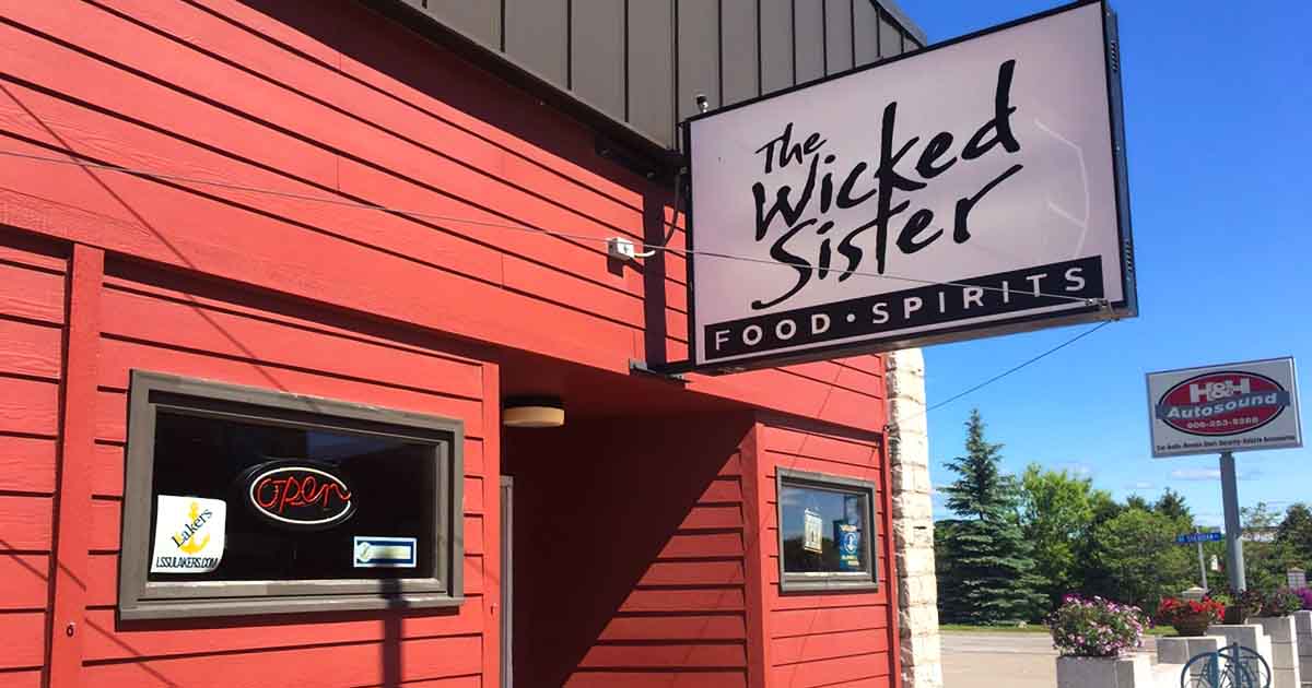 This Wickedly Good Bar & Grill In Michigan Serves The Most Creative ...
