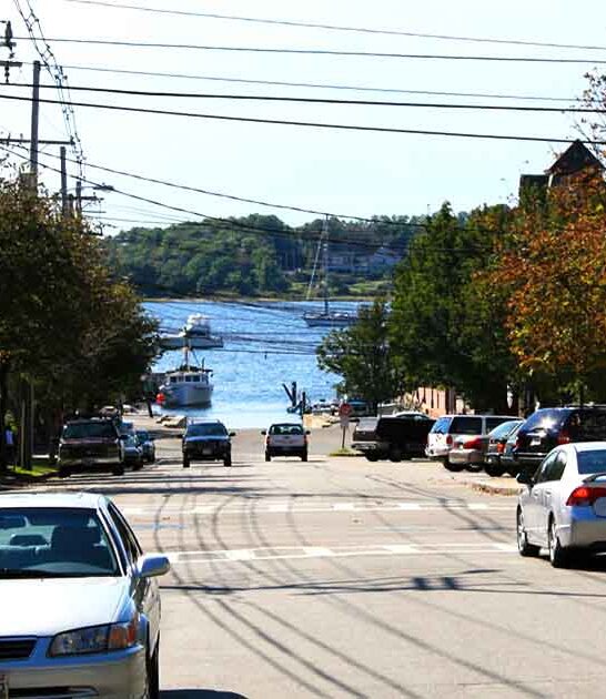 hallmark towns rhode island ftr