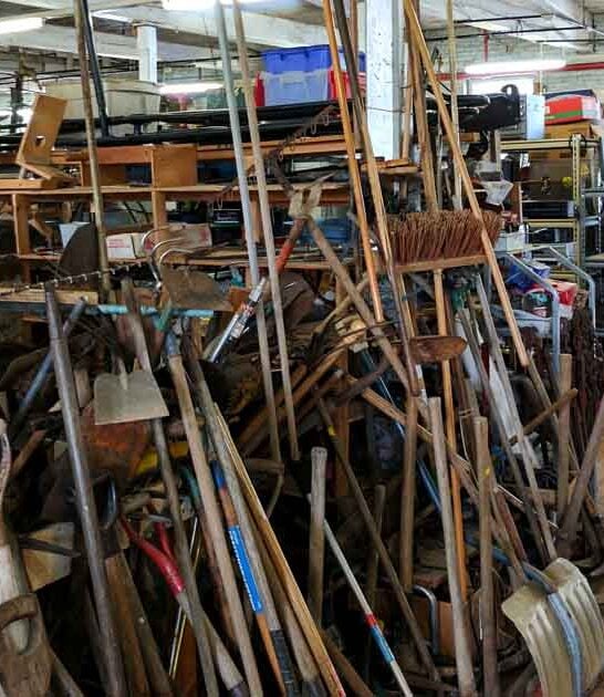 huge flea connecticut market ftr