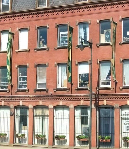 huge massachusetts antique market ftr