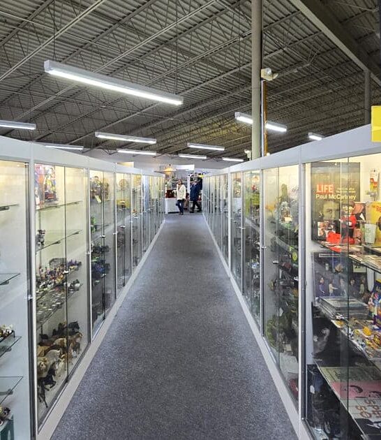 huge minnesota antique mall ftr