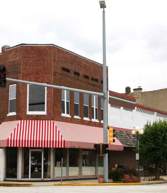 illinois strangest little town ftr