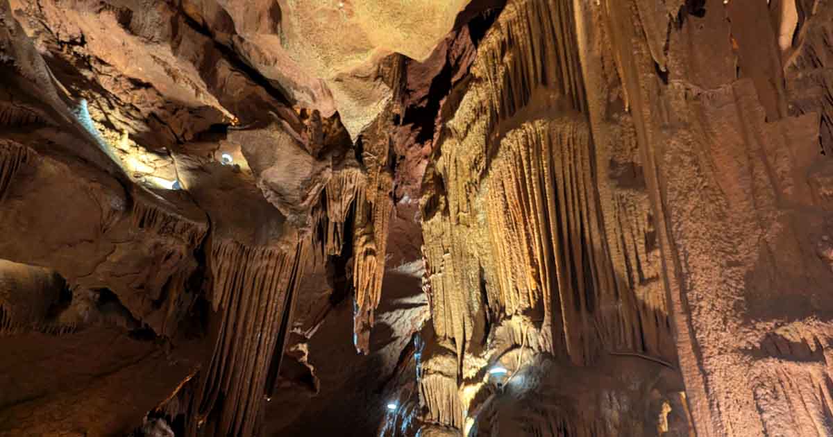 You'll Feel Like You've Left Earth At This Incredible Cave In Virginia