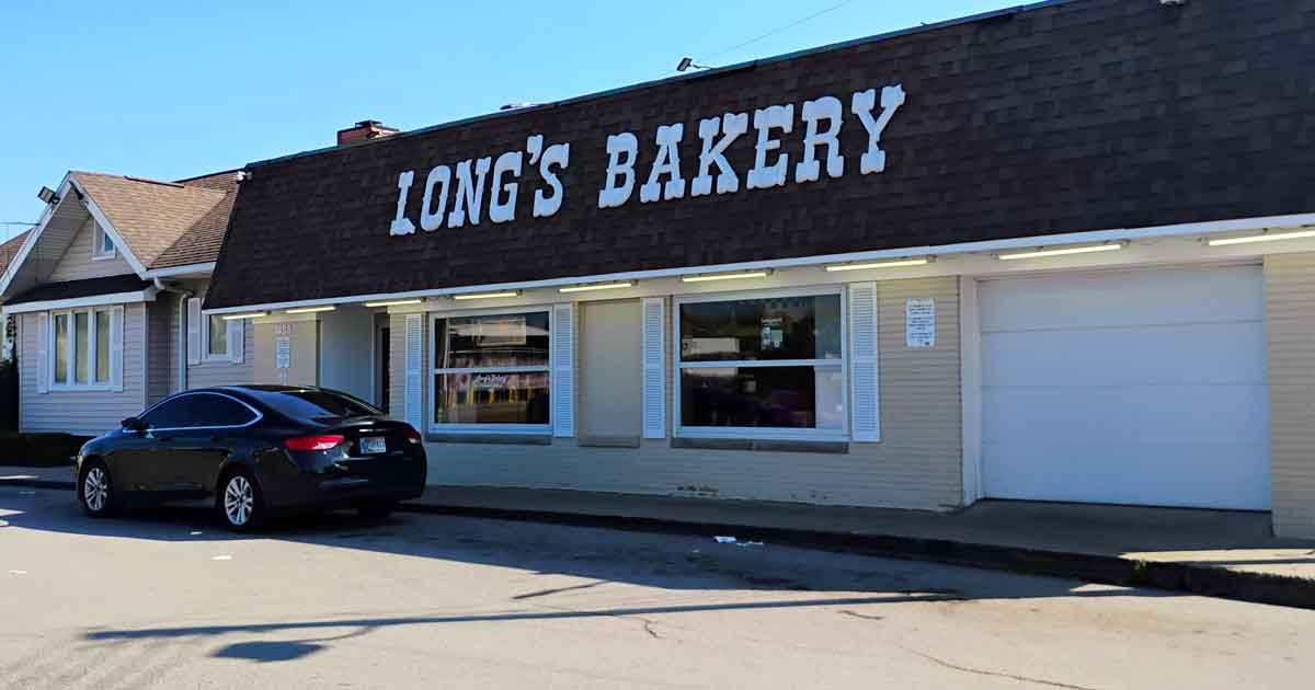 This No-Nonsense Indiana Bakery Has Had Locals Lining Up For More Than ...