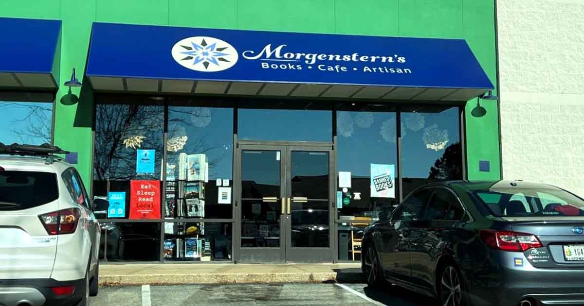 Book Lovers Are Obsessed With This Giant Indiana Store Full Of Bargain ...