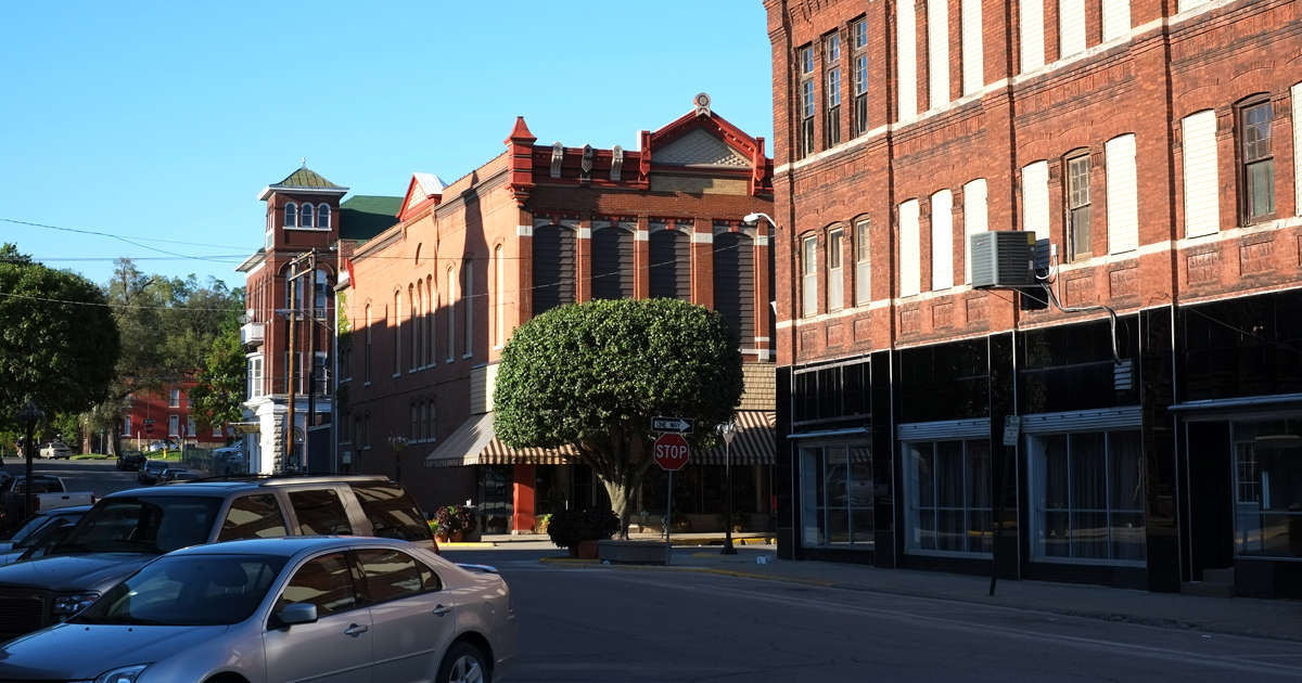 The Slow-Paced Town In Iowa Where Monthly Rent Costs $600 Or Less