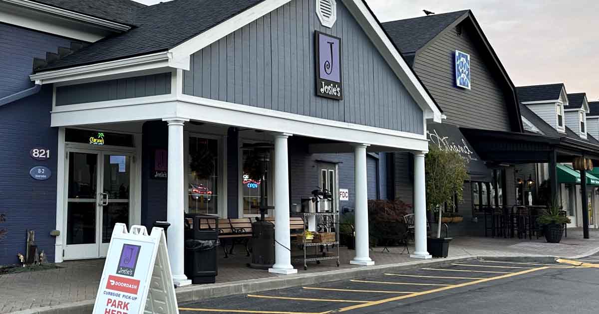 The Biscuits And Gravy At This No-Frills Restaurant In Kentucky Are Out ...
