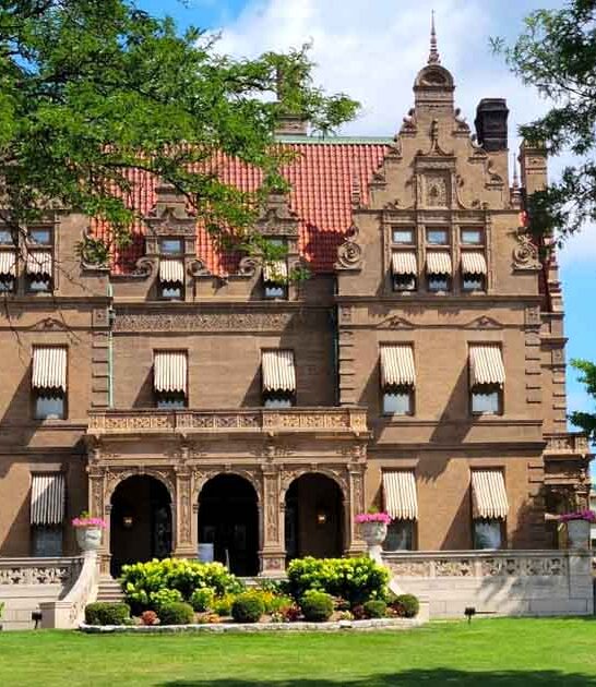 lavish wisconsin mansion feels ftr