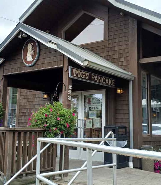 legendary cozy oregon diner ftr