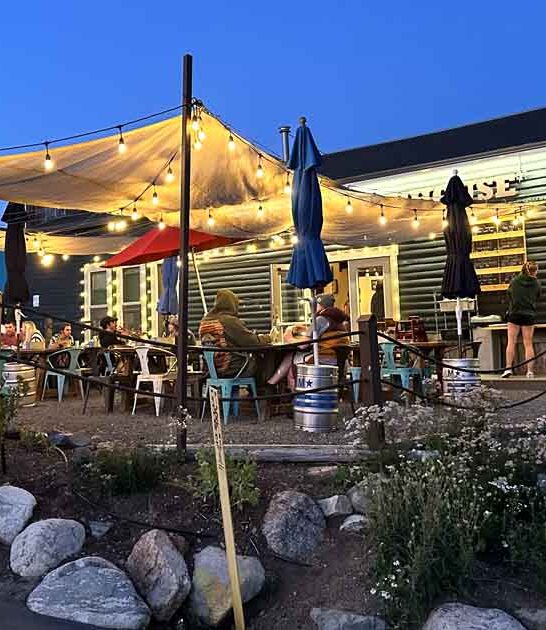 locals favorite pizza colorado ftr