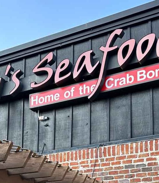 maryland eatery crab cakes ftr