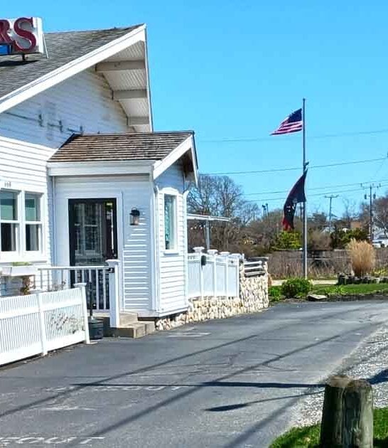 massachusetts pub lobster roll ftr