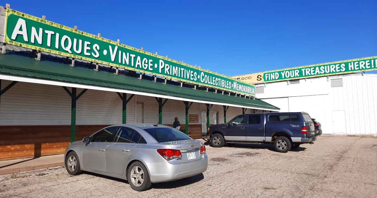 The Massive Flea Market In Wisconsin Where Locals Go Crazy For Dirt ...