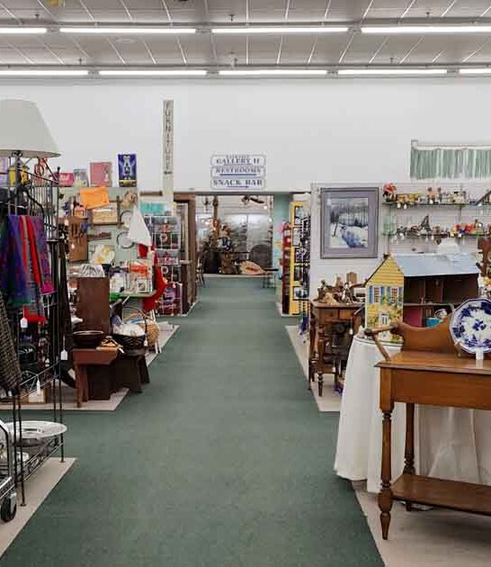 massive missouri antique mall ftr
