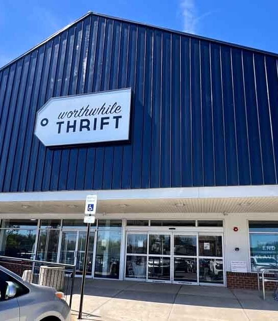 massive pennsylvania bargain store ftr