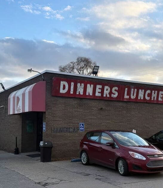 michigan pizza joint locals ftr