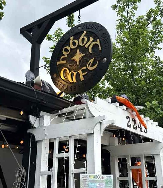 middle earth texas restaurant ftr