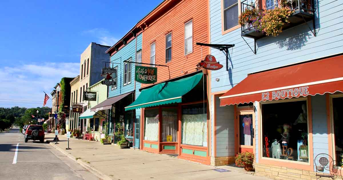 This Quirky Minnesota Town Is The Weirdest Place You'll Ever Love