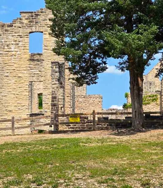 missouri crumbling castle ruins ftr