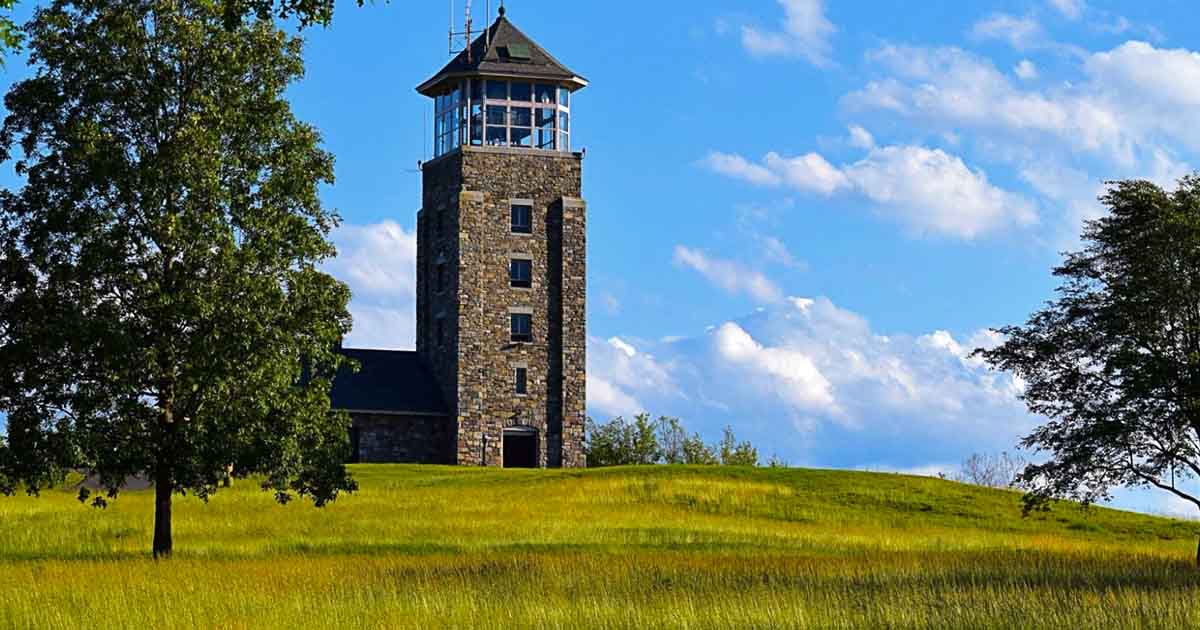 Most People Have Never Heard Of This Incredible Overlook In Massachusetts