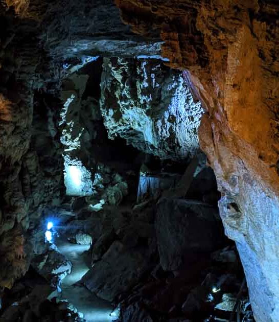 most otherworldly cave oregon ftr
