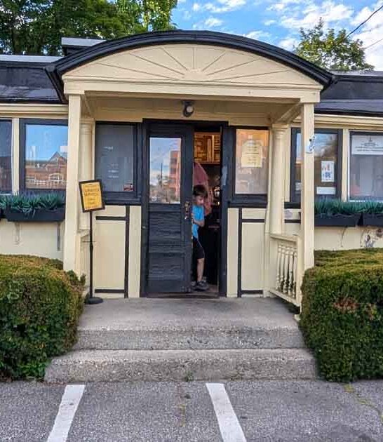 most retro diner massachusetts ftr