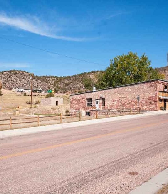 nature lovers wyoming town ftr